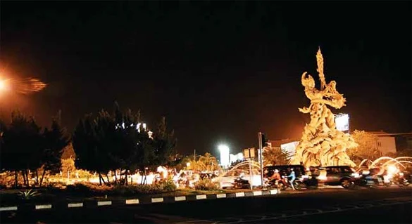 Chariot Statue Bali