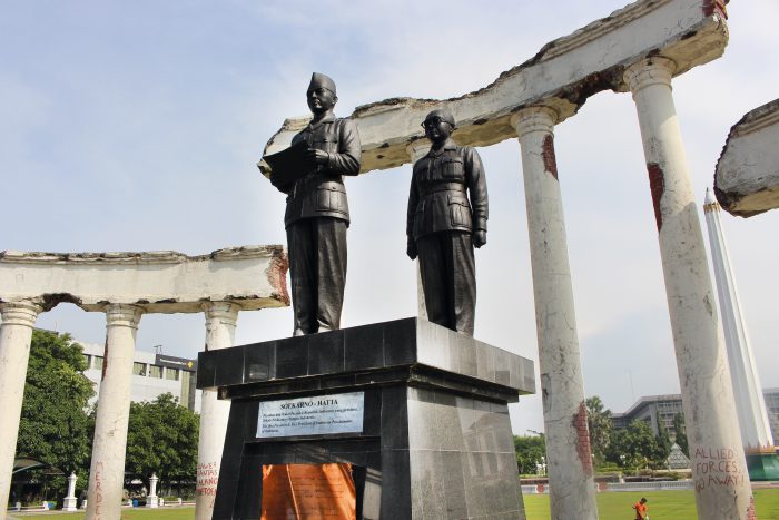 Guide to the Heroes Monument and Museum of November 10 Surabaya ...