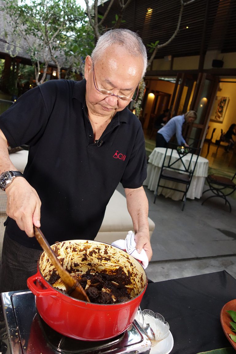 Secrets to Indonesian Cooking – Indonesia Expat