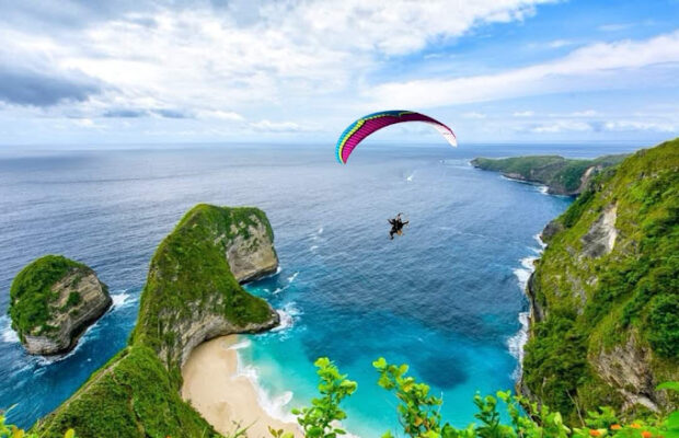 Glass Lift to be Built on Bali's Kelingking Beach – Indonesia Expat