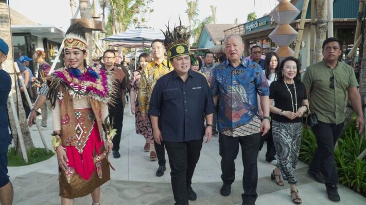 Aloha PIK: A Seaside Hawaiian-Themed Culinary Haven